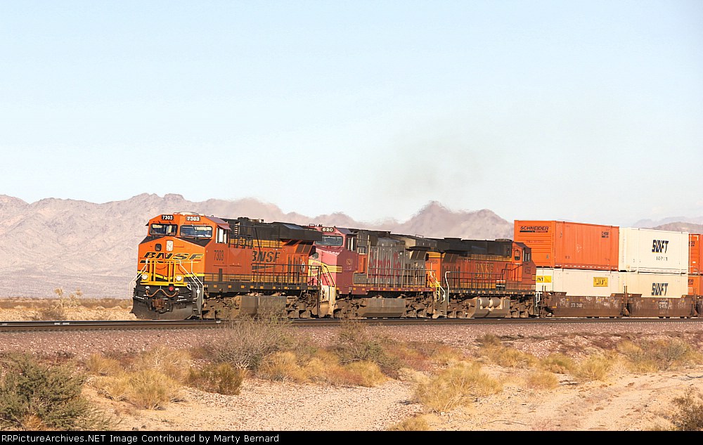 BNSF 7303, 620, and 4058